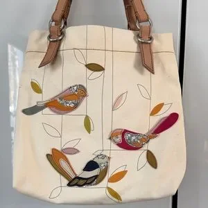 Fossil | Bags | Fossil Canvas Bird Appliqu Tote Leather Trim Whimsical ...